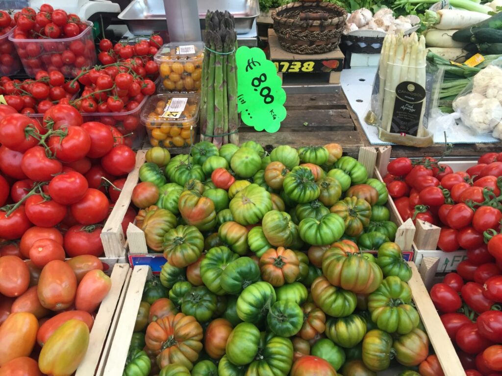 Uncovering the Best Markets in Rome | MEININGER Hotels