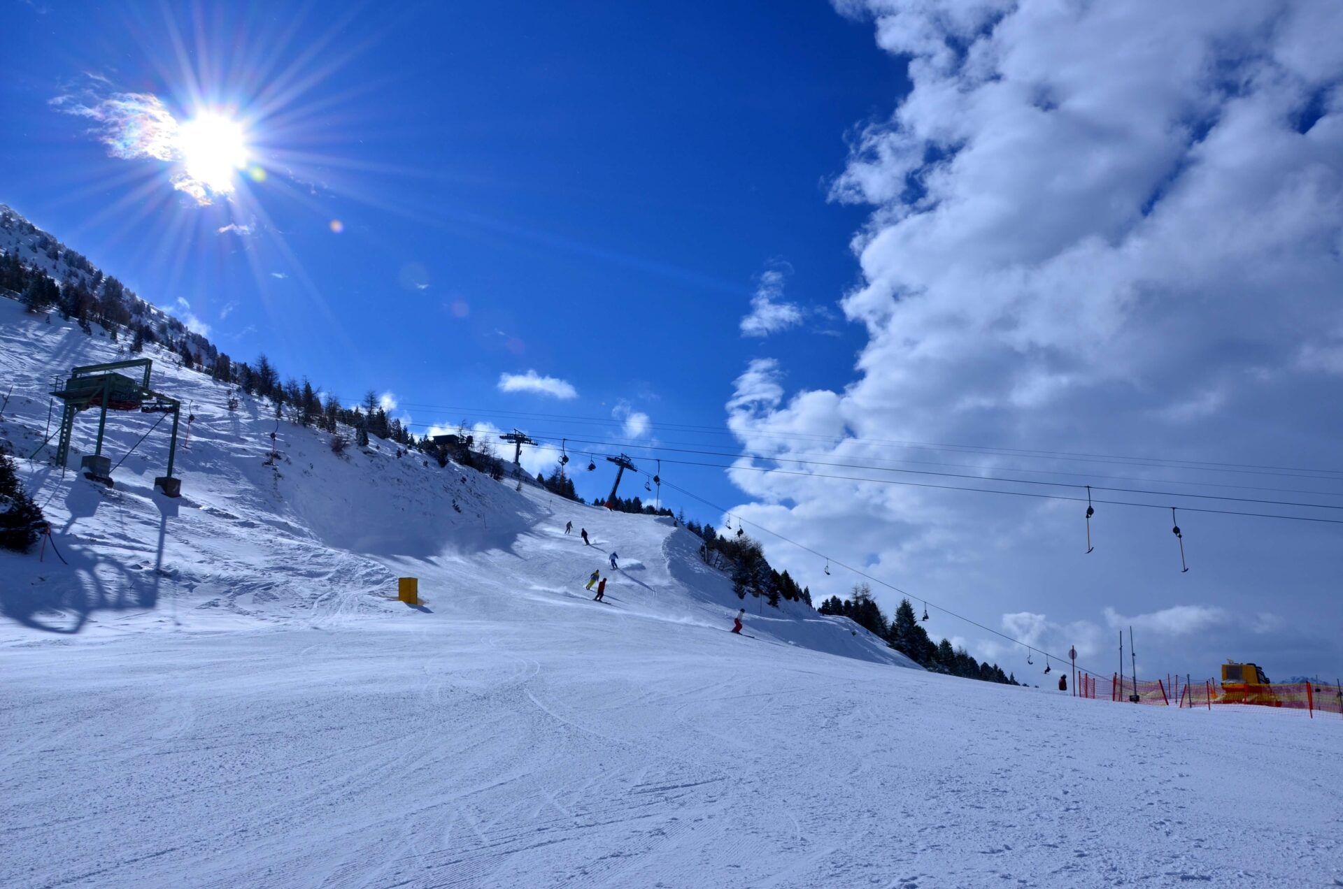 Skiing in Innsbruck - The Ultimate Guide | MEININGER Hotels