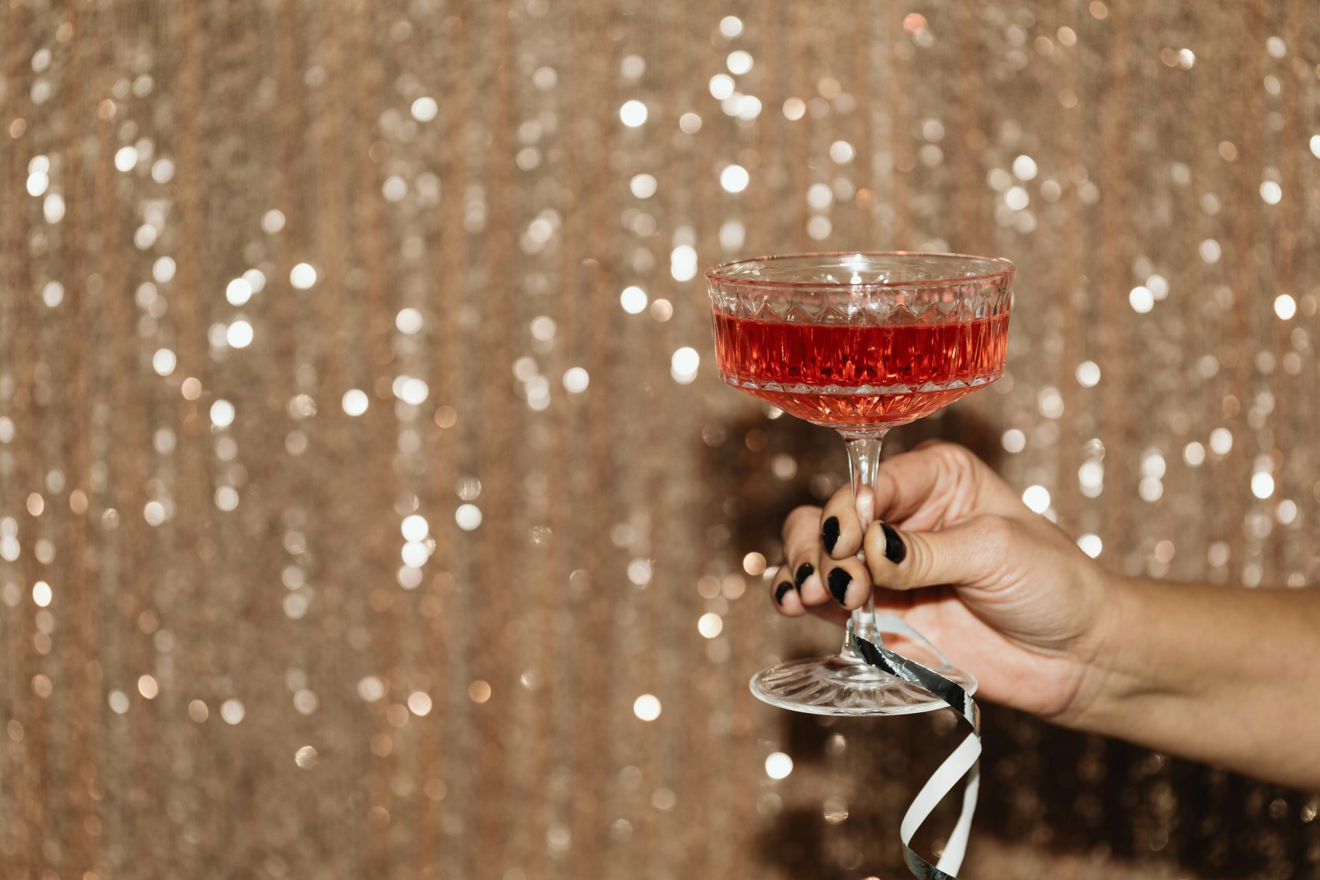 Cool Bars in Berlin: Where to Drink and Dance | MEININGER Hotels