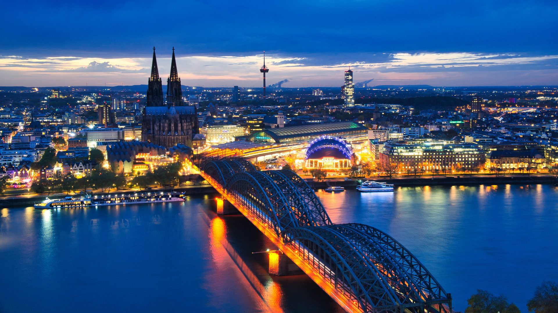 Nightlife in Cologne: where to drink, dance and party | MEININGER Hotels